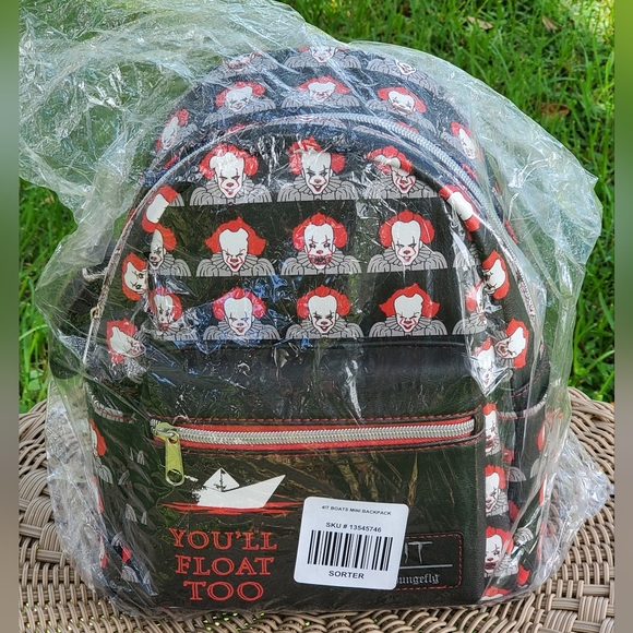 Loungefly | Bags | New Loungefly It Floats Pennywise Mini Backpack Nwt ...